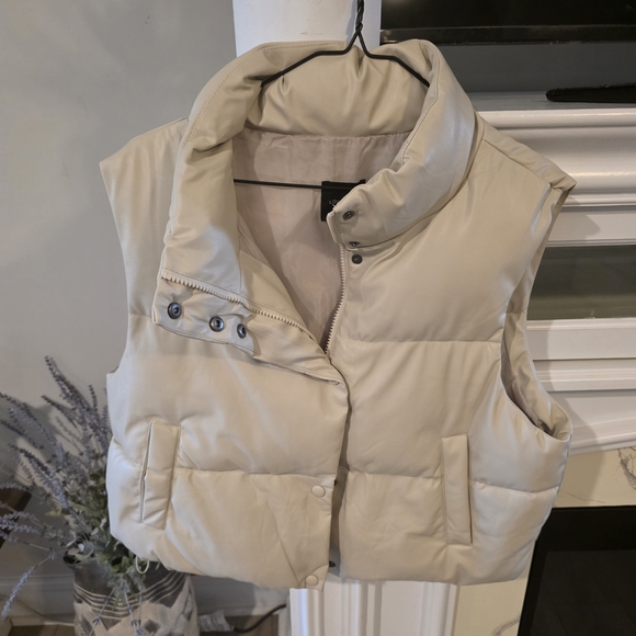 Love Tree | Jackets & Coats | Love Tree Beige Puffer Vest | Poshmark